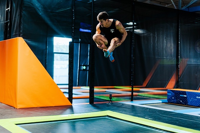 CYBERJUMP: Österreichs größte Familyentertainment- und Trampolinanlage ...